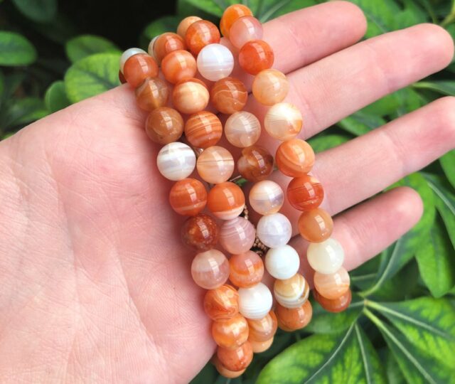 Everything that you need to know about the sardonyx stone