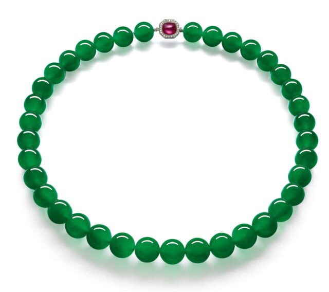 Todo lo que necesita sobre la piedra de jade: color, propiedades, Gua ...