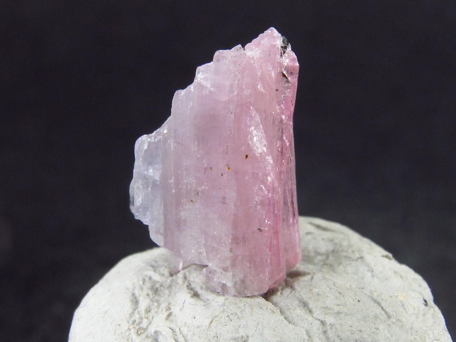 Para que serve a tanzanita? Tanzanita significa, cor, preço ...