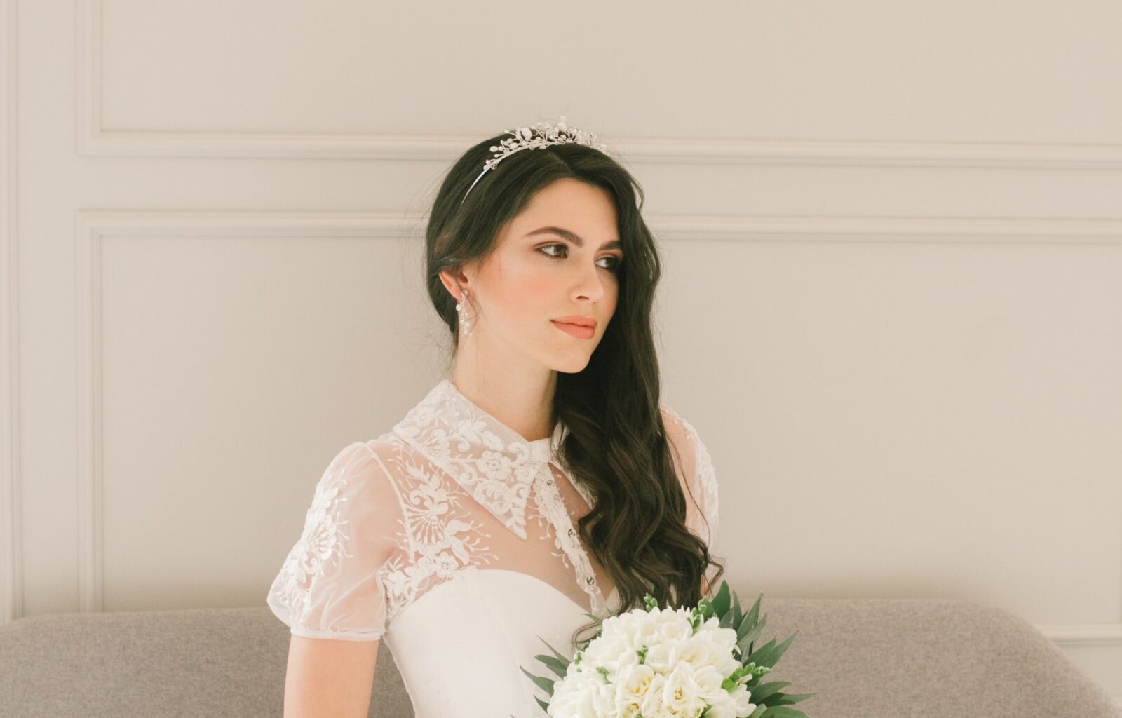 Tiara vs crown: A quick guide to the differences between tiaras and crowns