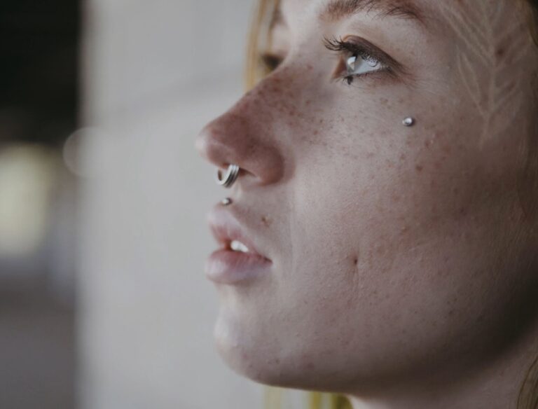 Todos los tipos de piercing en el labio: Y consejos para comprar joyas ...